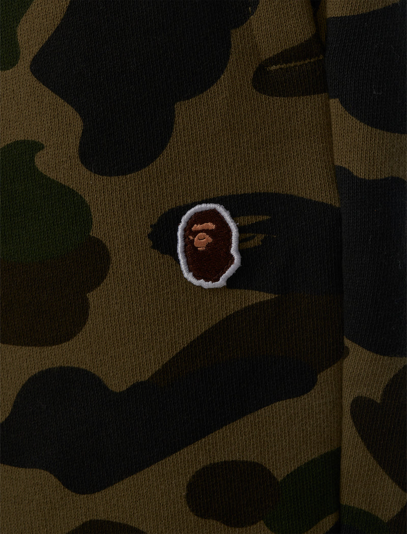 A BATHING APE ONE POINT SWEATSHORT
